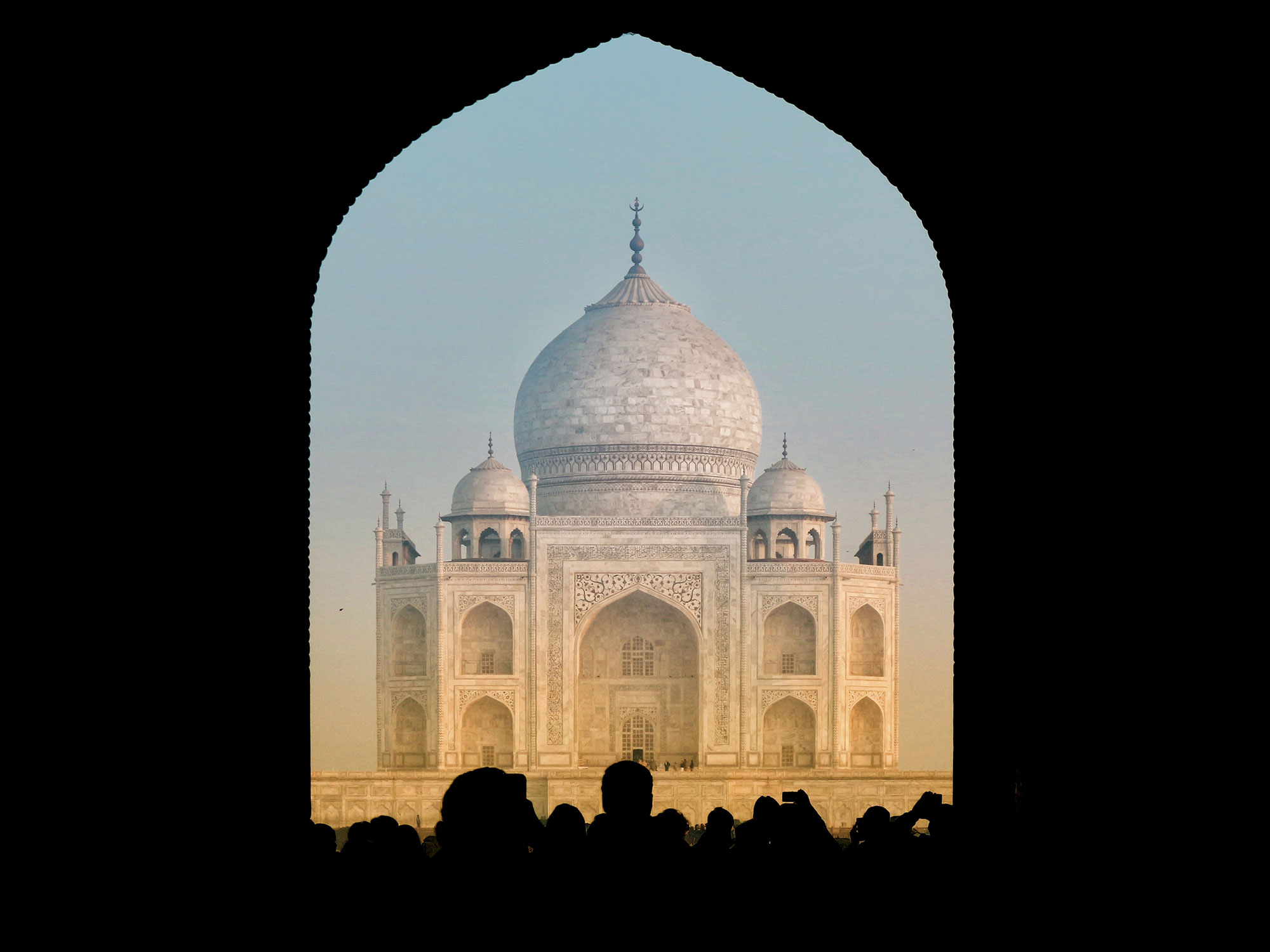 16 Surprising Facts About the World's Most Iconic Landmarks — Daily ...