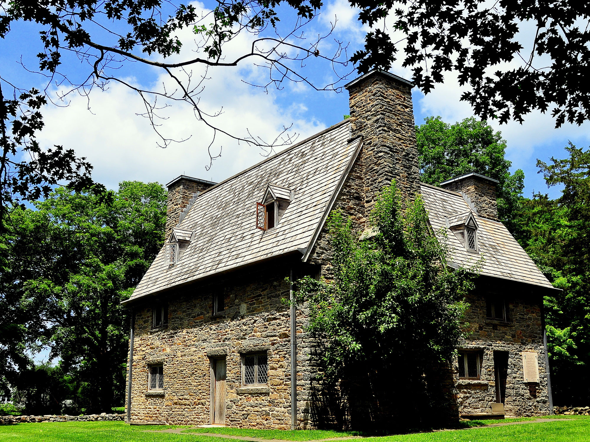 8 of the Oldest Buildings in the U.S. — Daily Passport