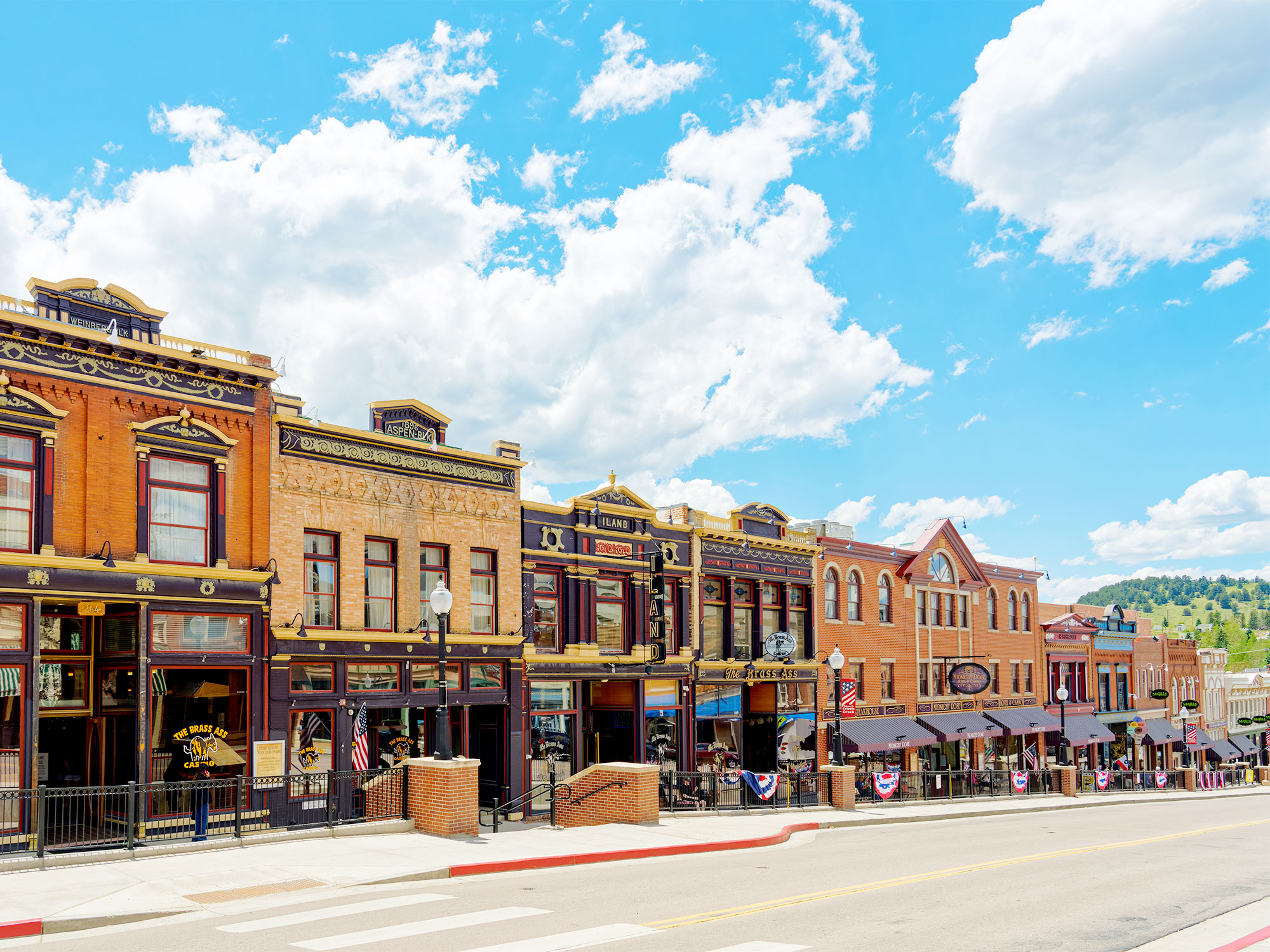 Road Trip? 7 Enchanting Small Towns Near Major U.S. Cities — Daily Passport