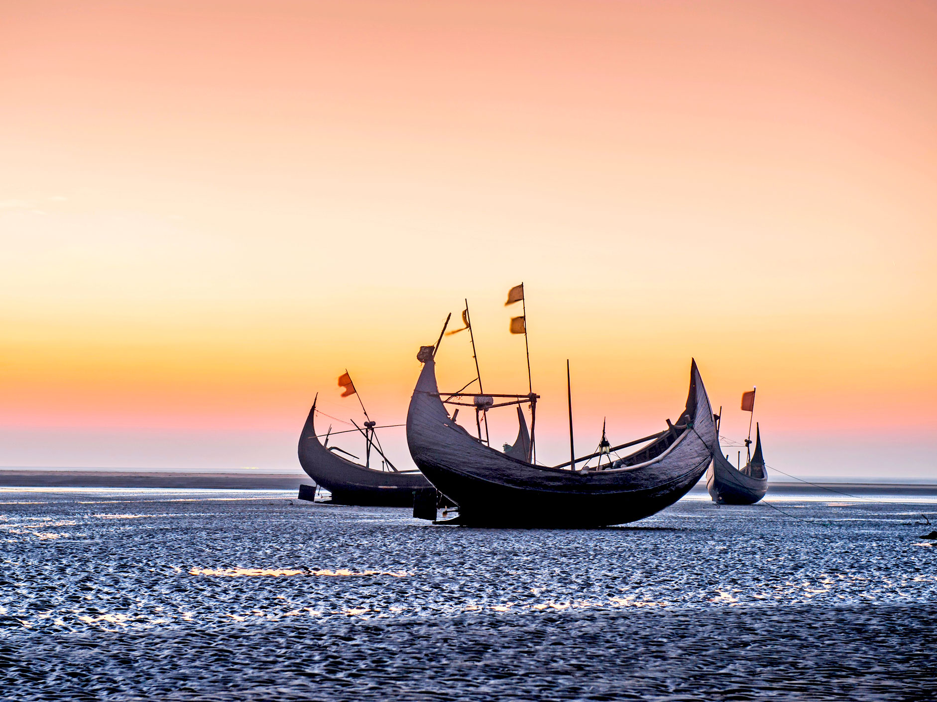 From Green Sands to Glowing Surf, These Beaches Are One of a Kind ...