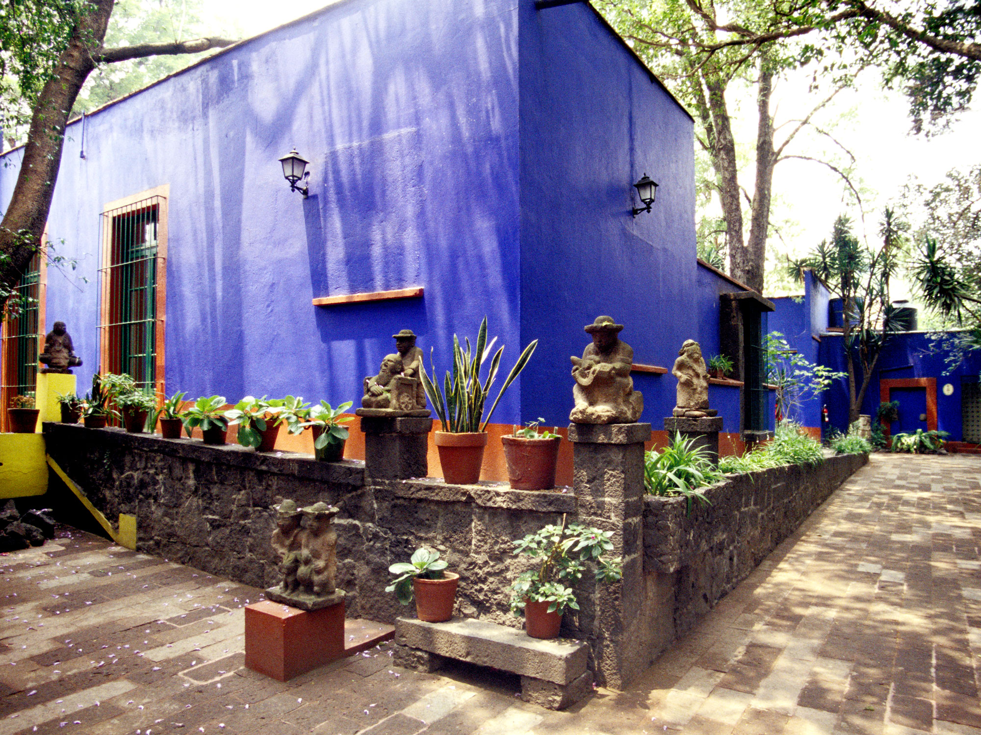 Why Frida Kahlo's Mexico City "Blue House" Should Be on Your Travel ...