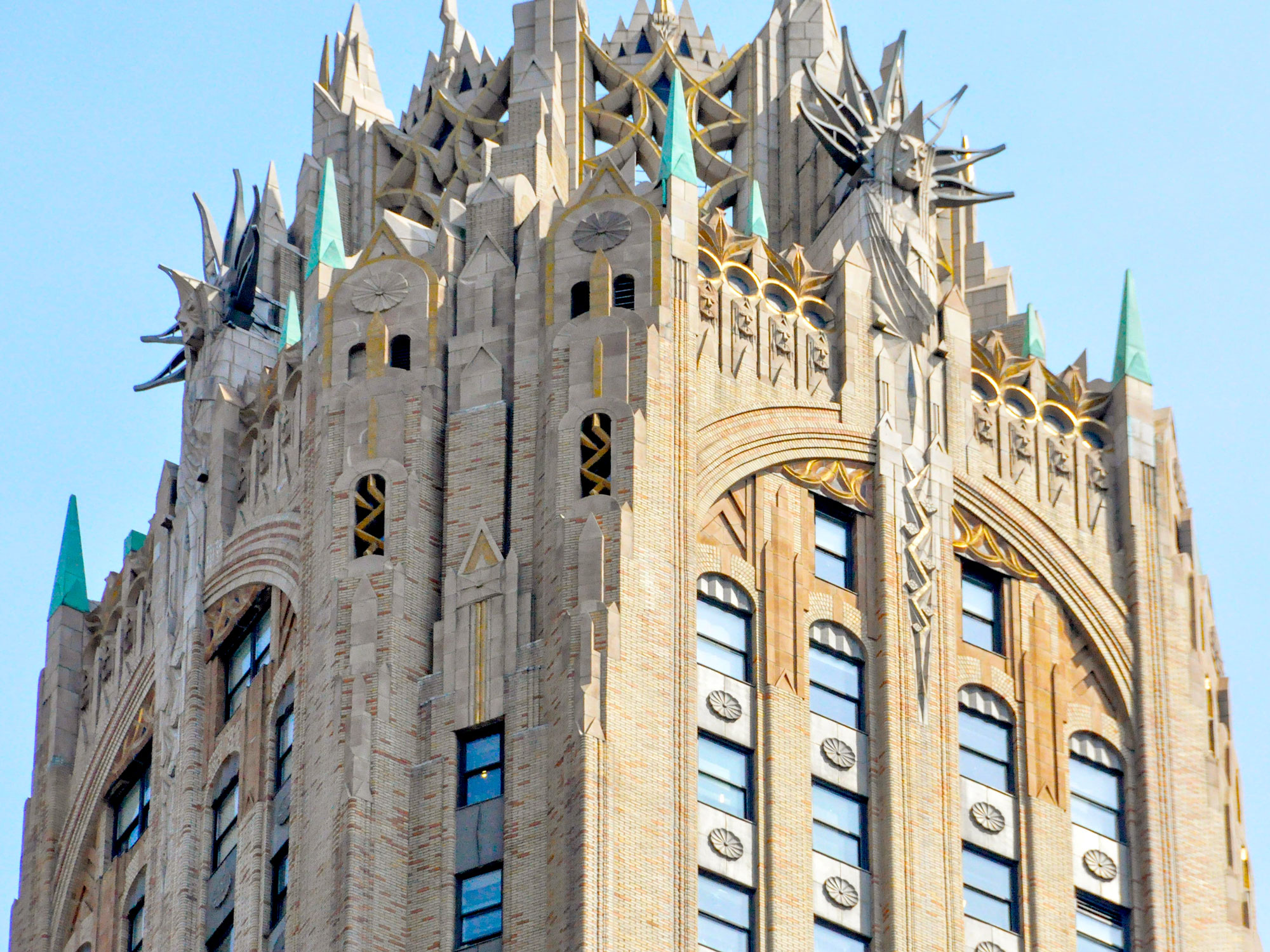 7 Stunning Art Deco Landmarks Architecture Buffs Should Visit — Daily ...