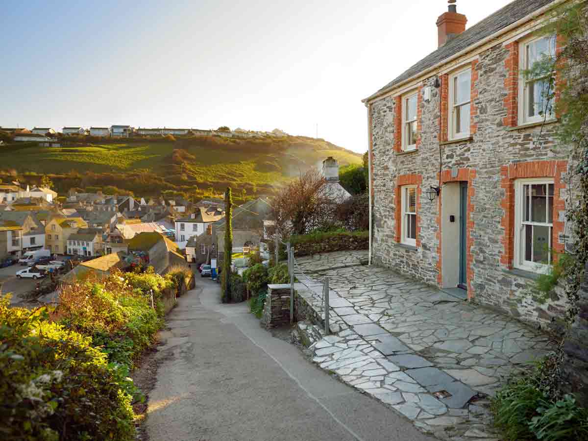 9 of the Prettiest Small Villages in the U.K. — Daily Passport