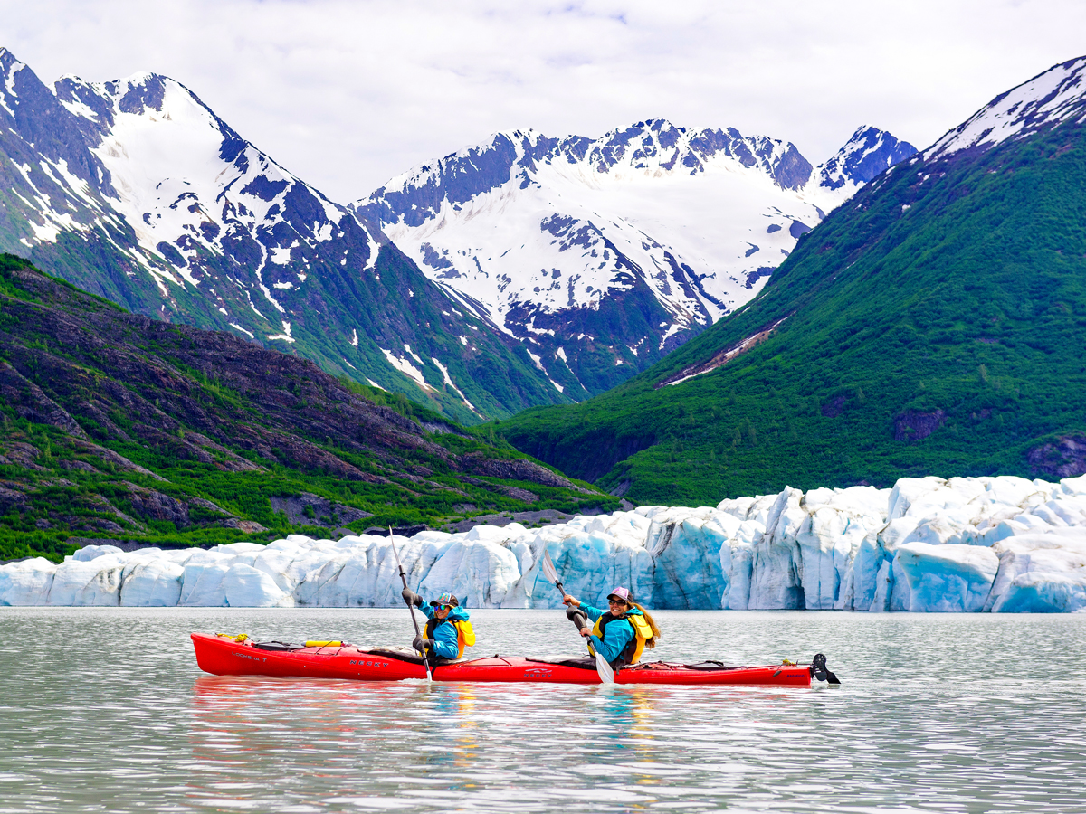 10 Epic Experiences You Shouldn’t Miss in Alaska — Daily Passport