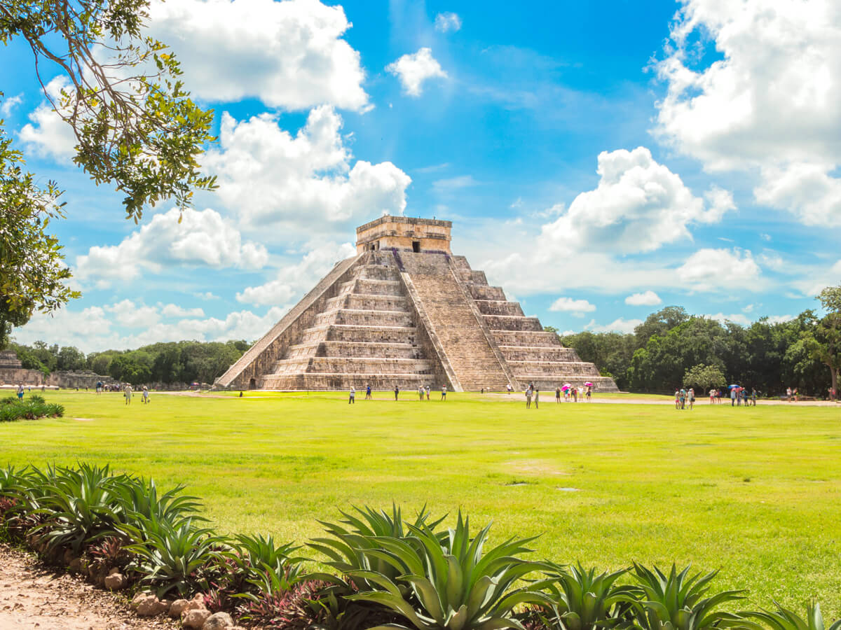 6 Spectacular Ancient Structures That Should Be on Your Bucket List ...