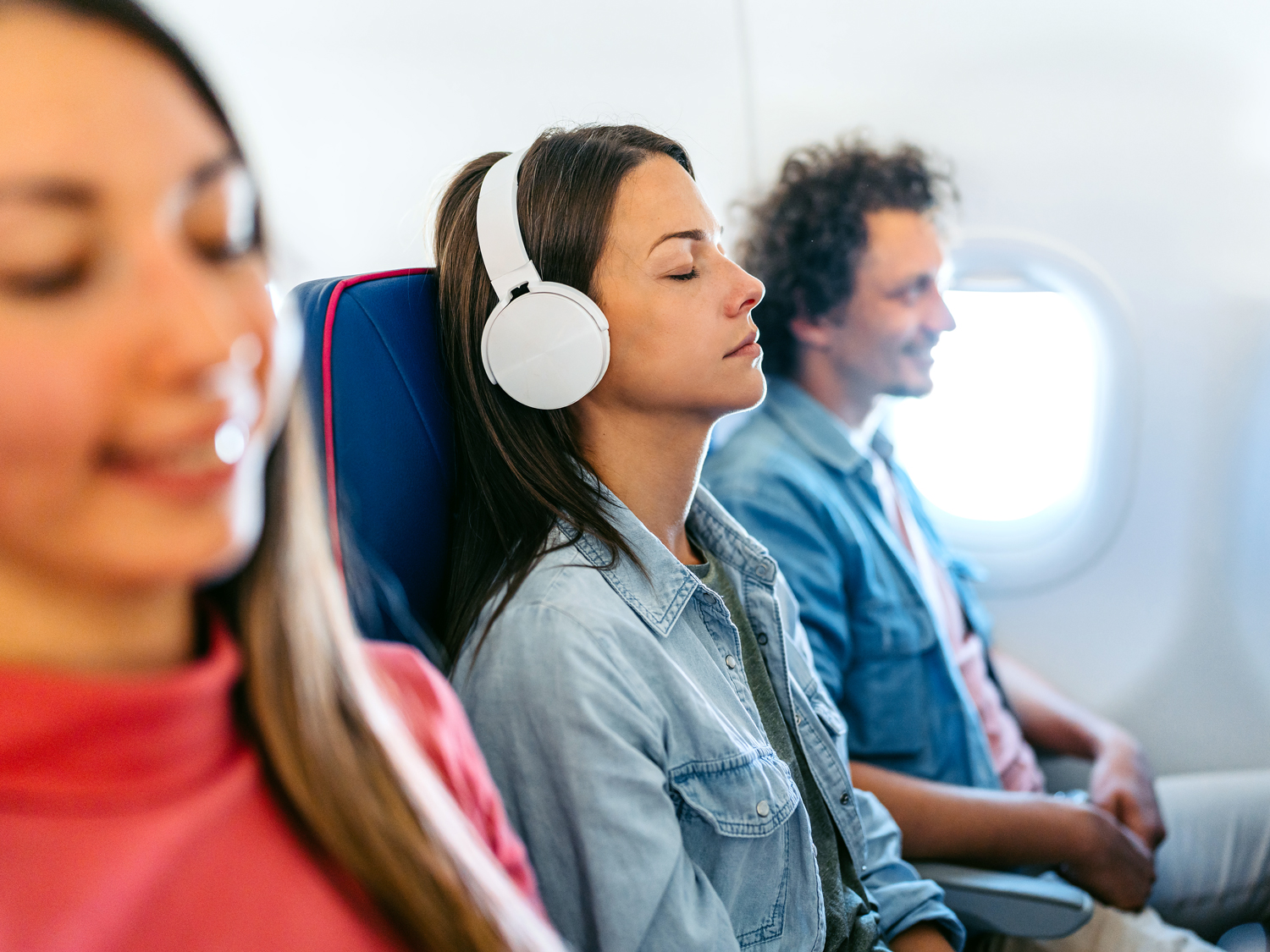 These Gadgets Will Help You Fall Asleep on Any Plane — Daily Passport