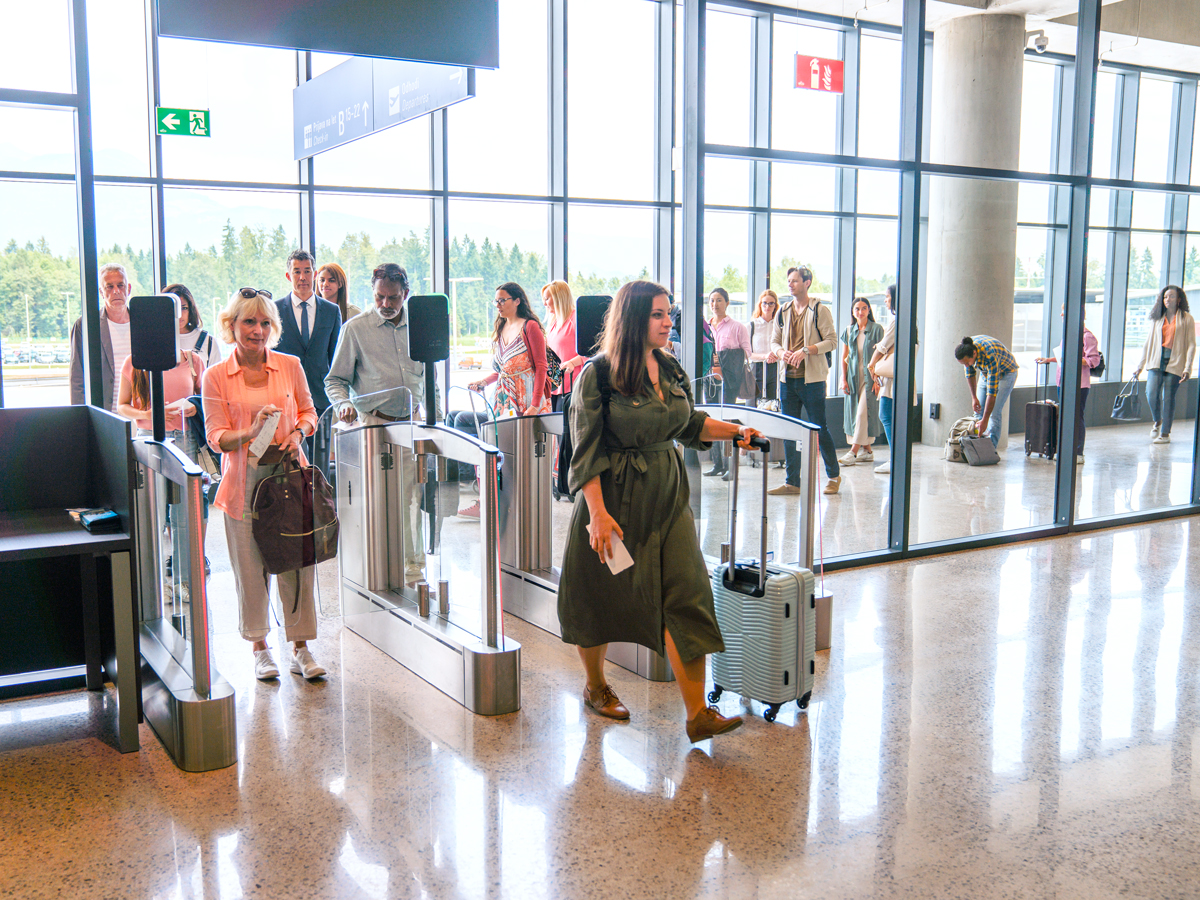 This Is the Line You Should Always Choose at the Airport — Daily Passport