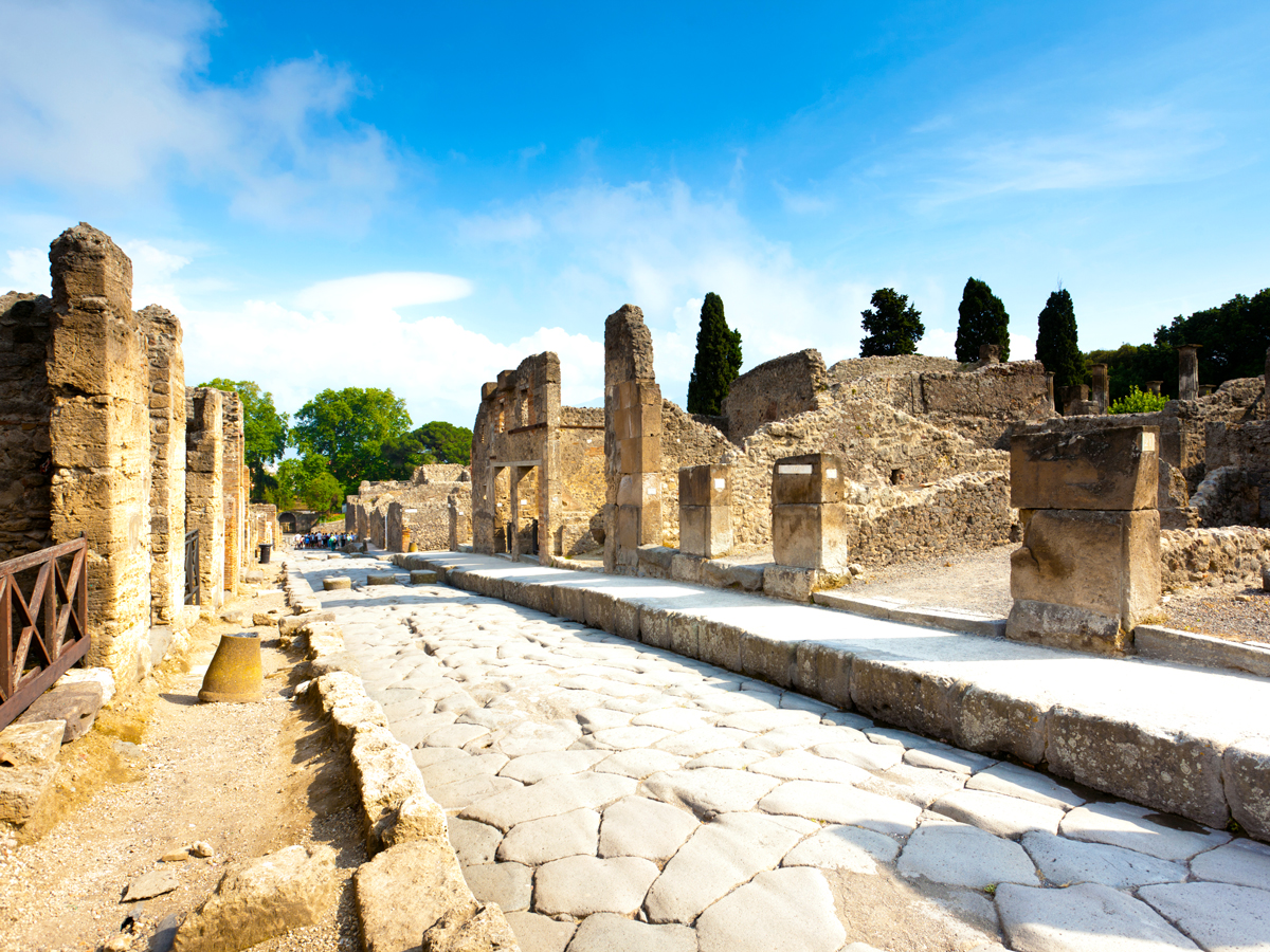5 Ancient Roman Roads That Are Still in Use — Daily Passport