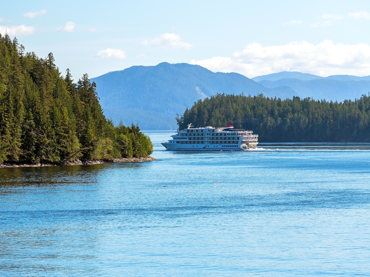 What Are Closed-Loop Cruises? — Daily Passport