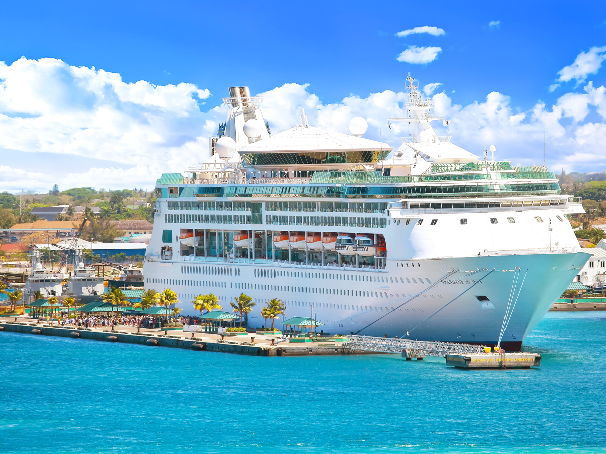 What Are Closed-Loop Cruises? — Daily Passport