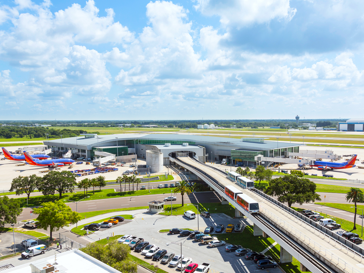 5 U.S. Airports With Extremely Short Runways — Daily Passport