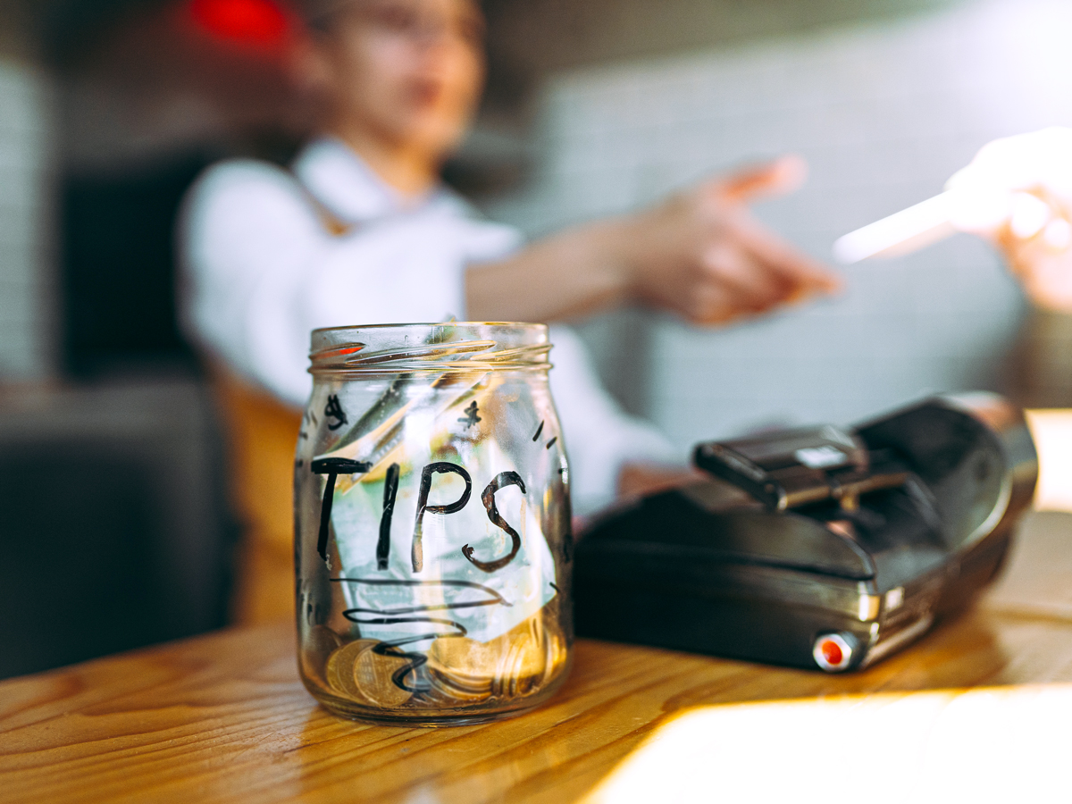 5 American Customs That Confuse Foreigners — Daily Passport