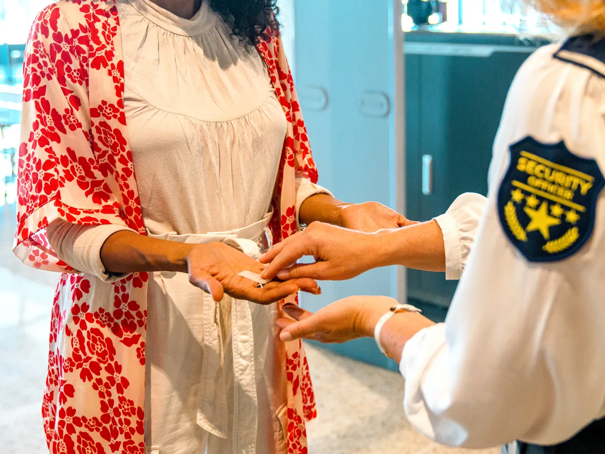 Here’s What the TSA Is Looking for When They Swab Your Hands — Daily ...