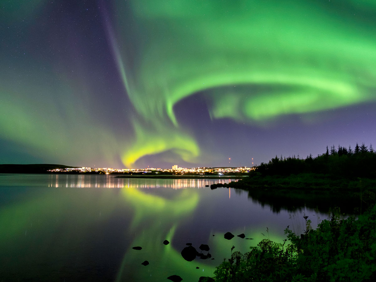 10 Surprising Etiquette Faux Pas in Other Countries — Daily Passport